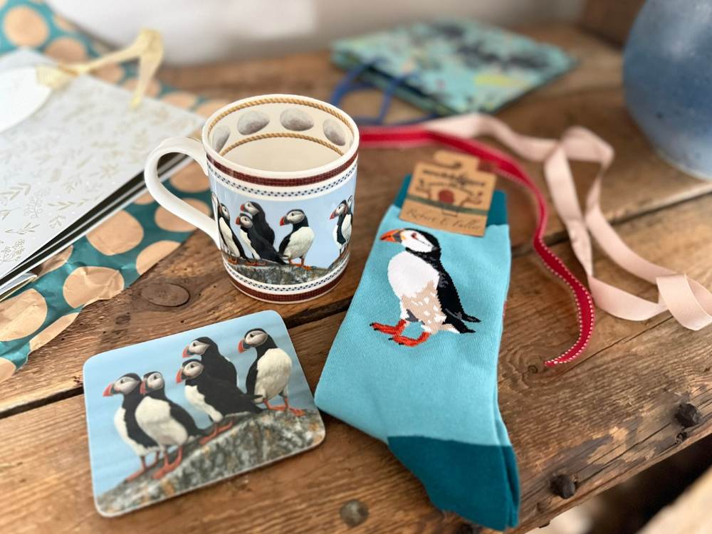 Puffin mug sock and coaster set – Robert E Fuller